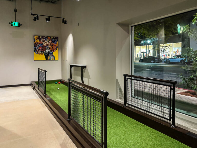 Pinstripes opens at Broadway Plaza in Walnut Creek – Beyond the Creek